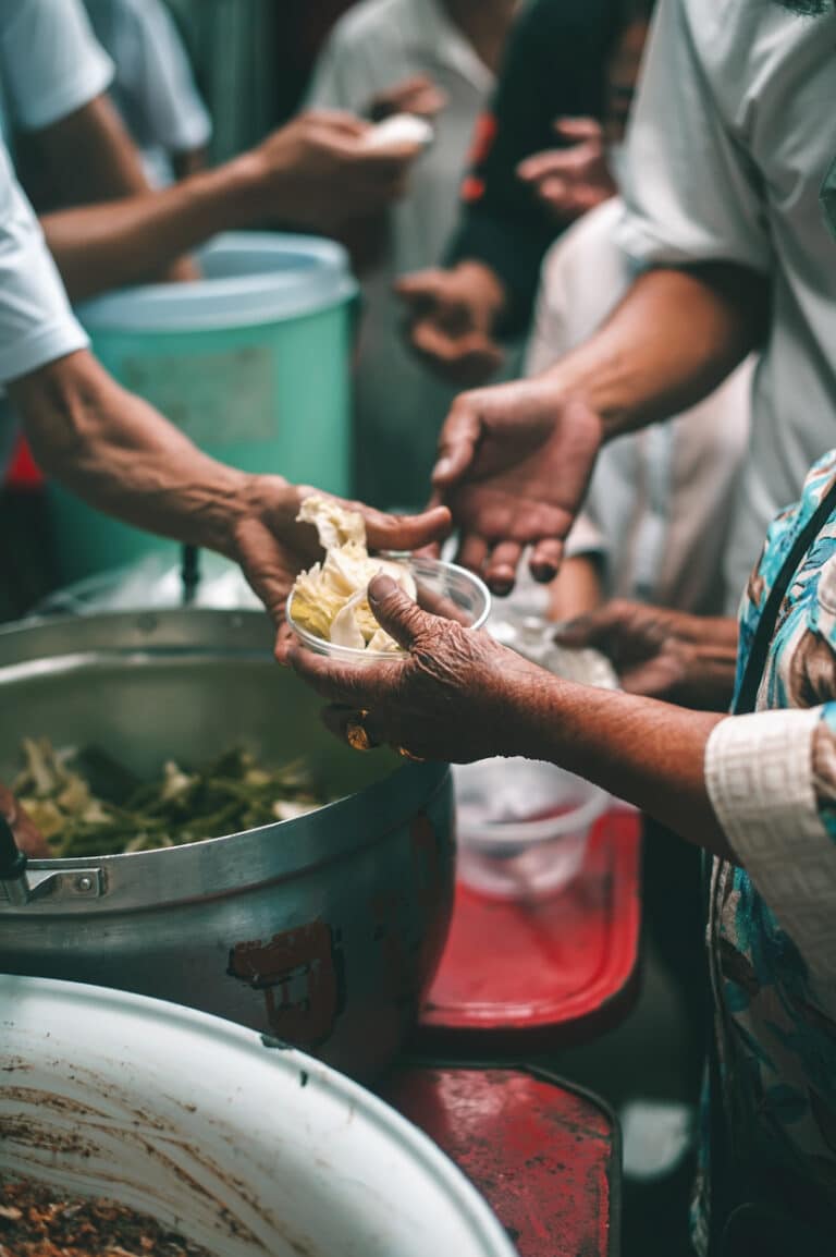 Data collection in a crisis: Best practices for humanitarian aid ...